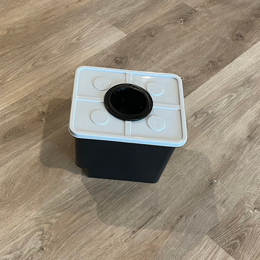 Get Dutch Bucket Hydro Kit 10-Pack | Lids & Net Pots Setup